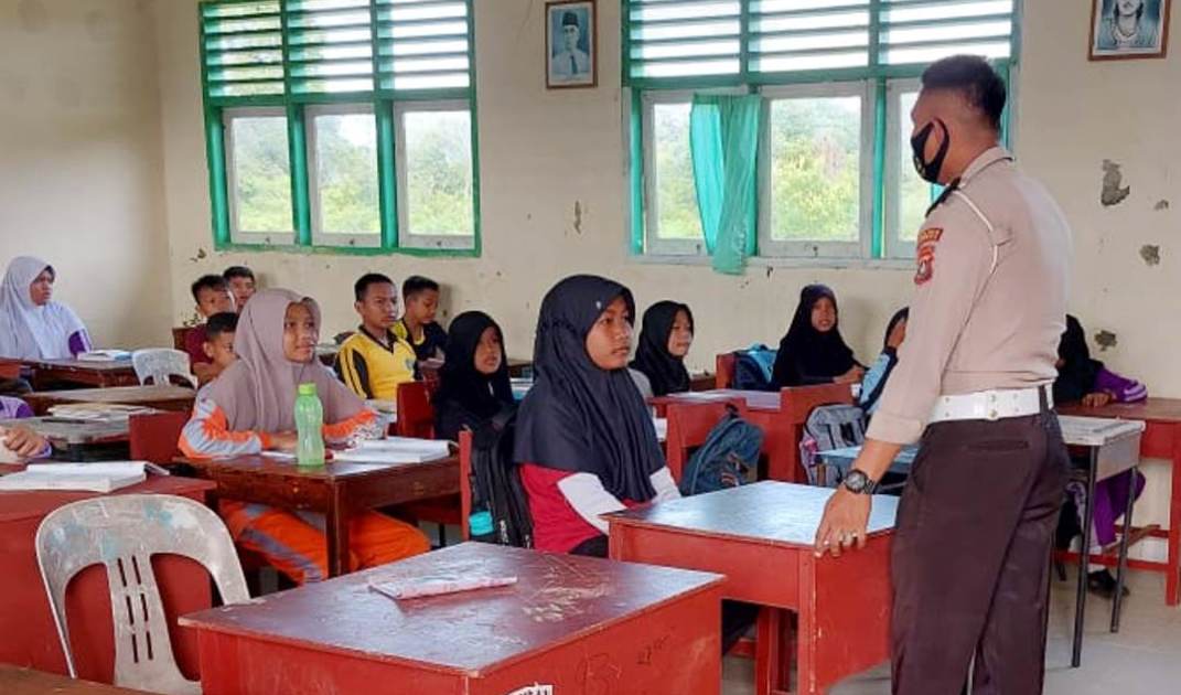 Sosialisasi Keselamatan Berlalu Lintas, Satlantas Polres Lingga Ajak ...