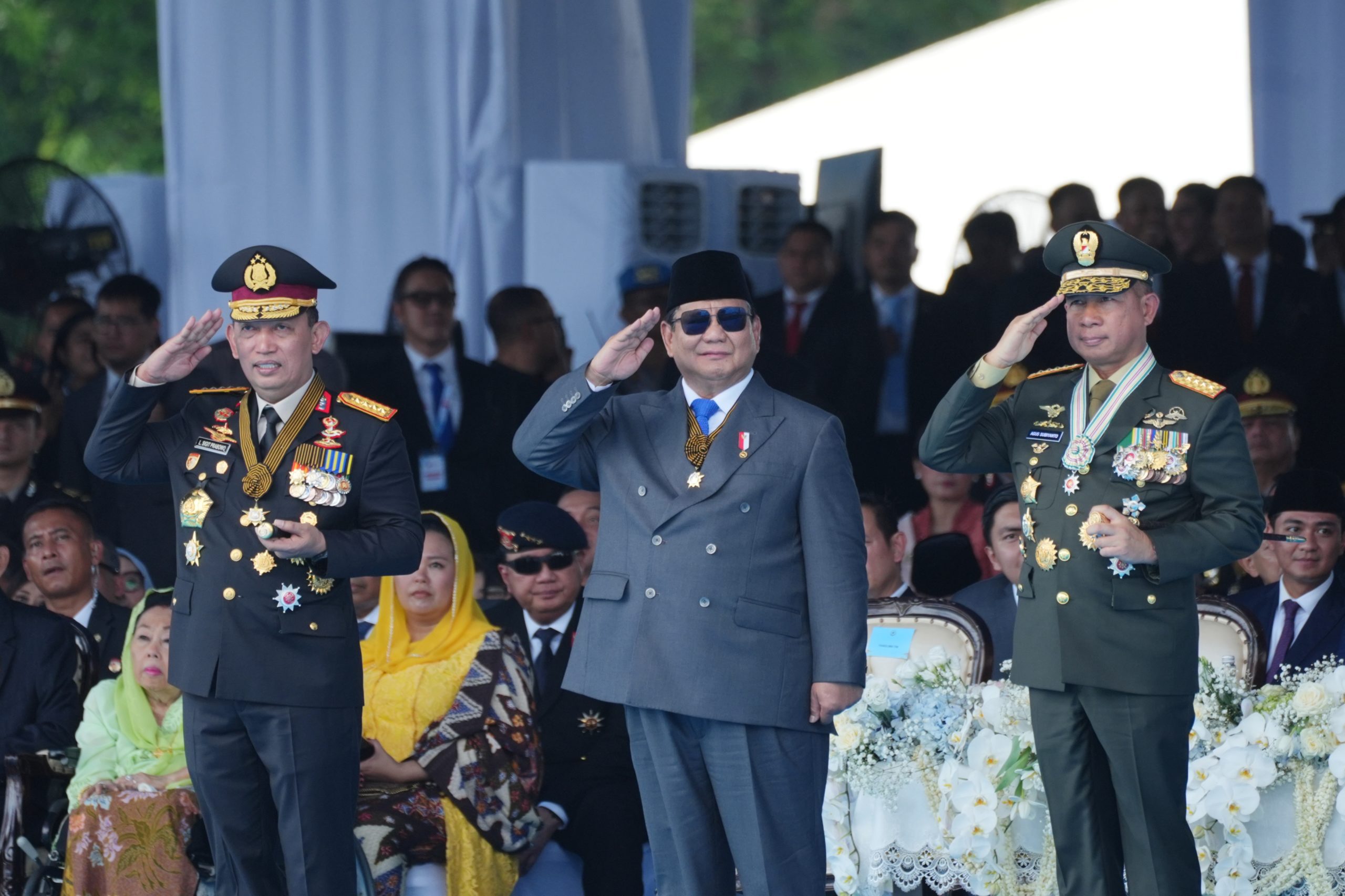 Dalam Acara HUT ke-79 Bhayangkara, Presiden Puji Kepemimpinan Kapolri Listyo Sigit Prabowo ...