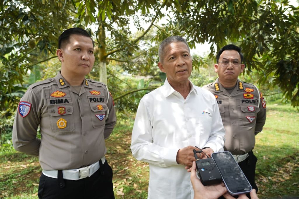 Anjangsana HUT Lantas Bhayangkara ke-70 ke Komjen Pol (Purn) Condro ...