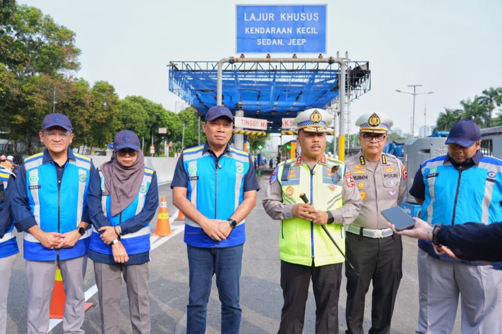 Kakorlantas dan Dirut Jasa Marga Pastikan 7 Gerbang Tol Beroperasi Kembali
